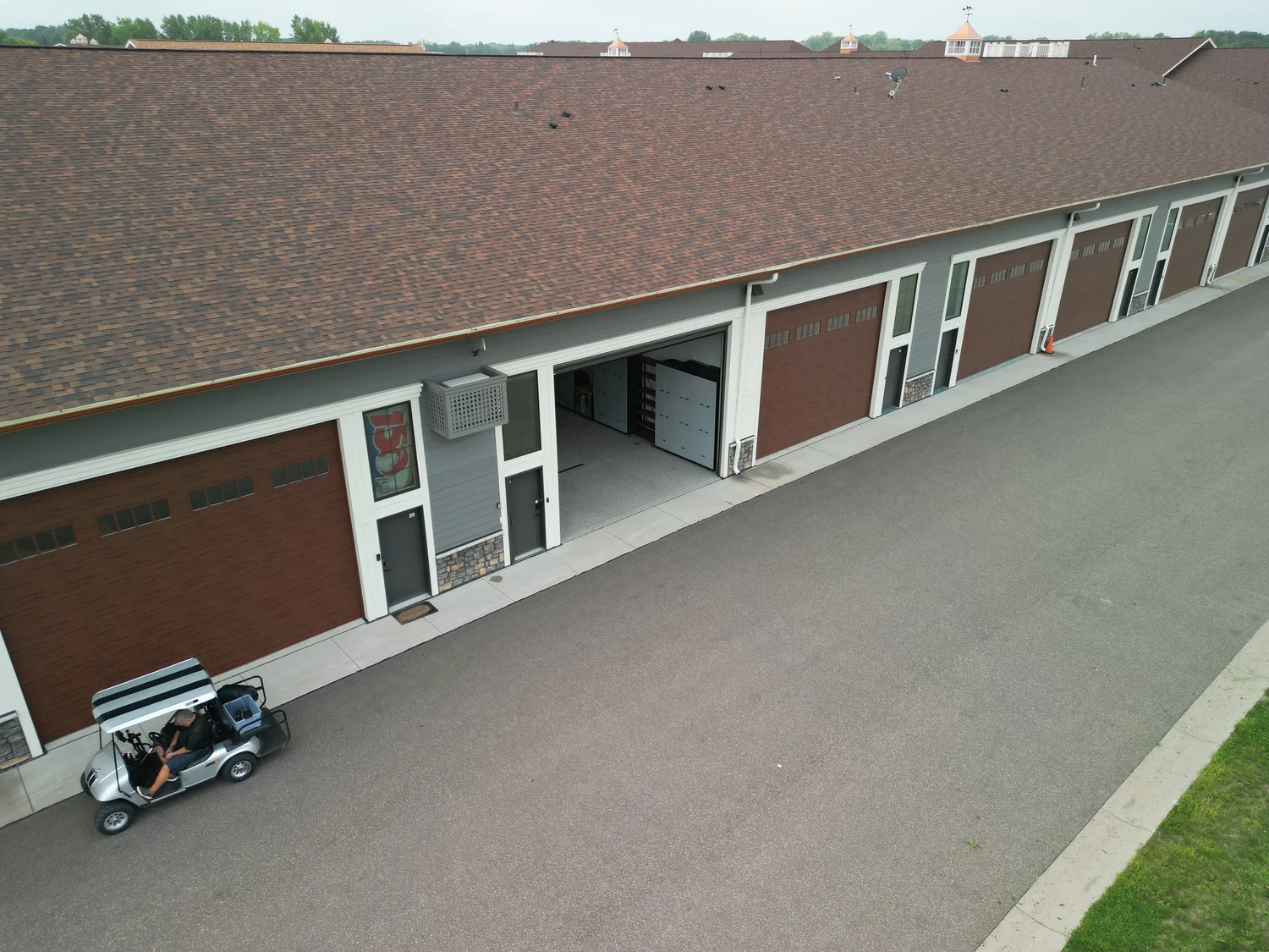 Medina Resale Units — Automotorplex