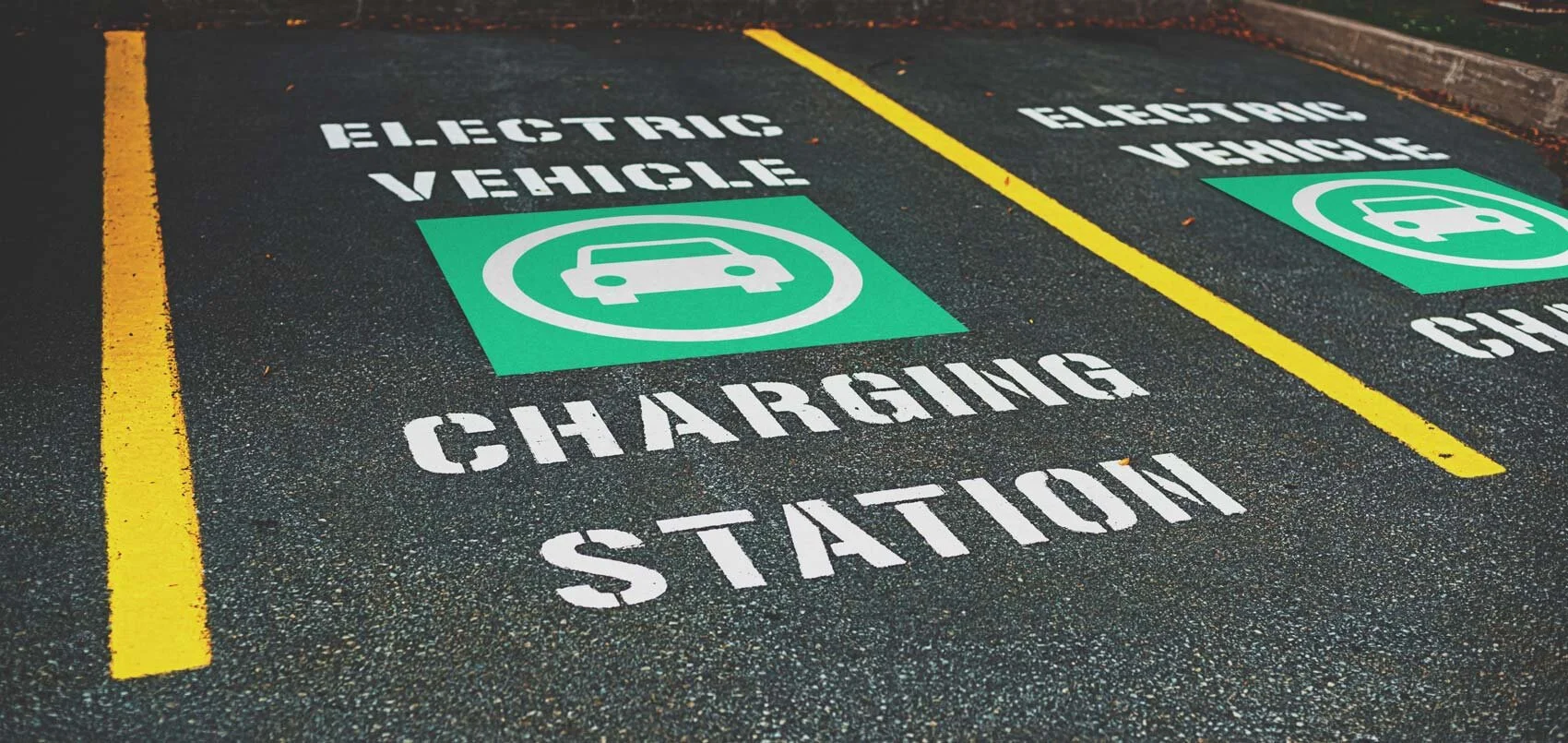 Electric Vehicle Charging Stations — Precise ParkLink | Parking ...