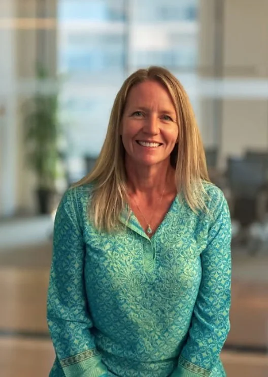 Staff Bios — Comunidad