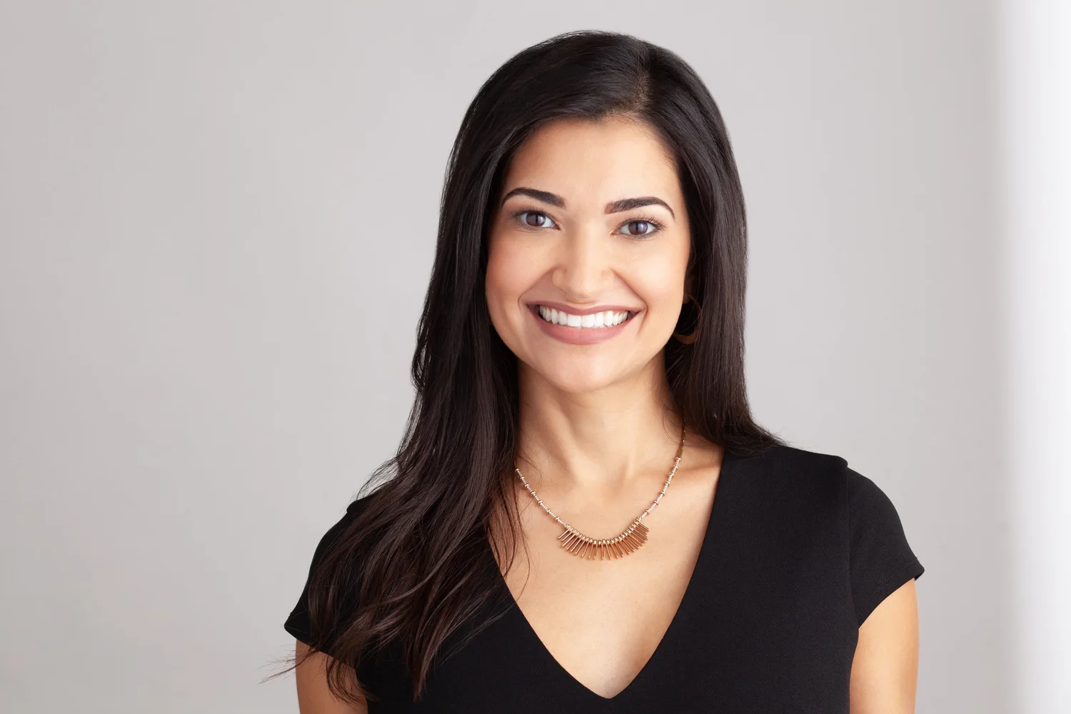 The Hundred Dollar Headshot® | Headshots for Everyone