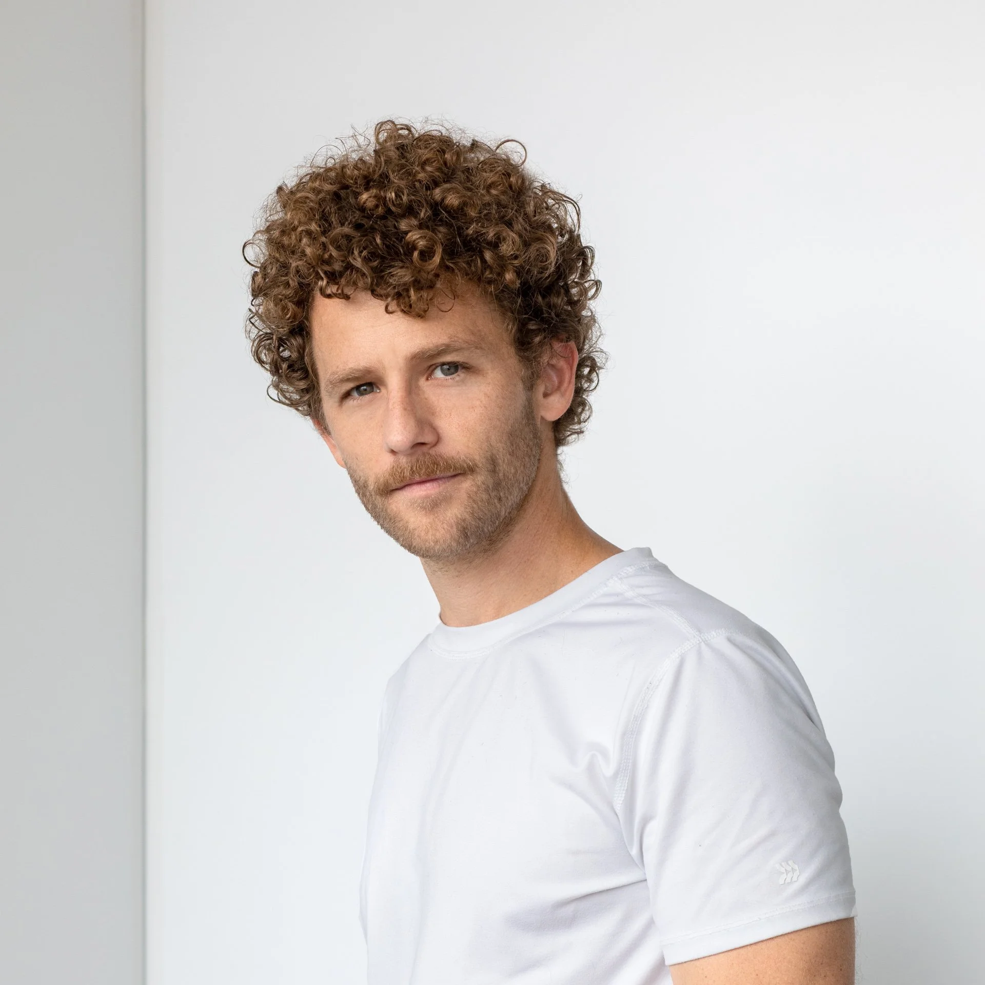 Meet The Team — The Hundred Dollar Headshot