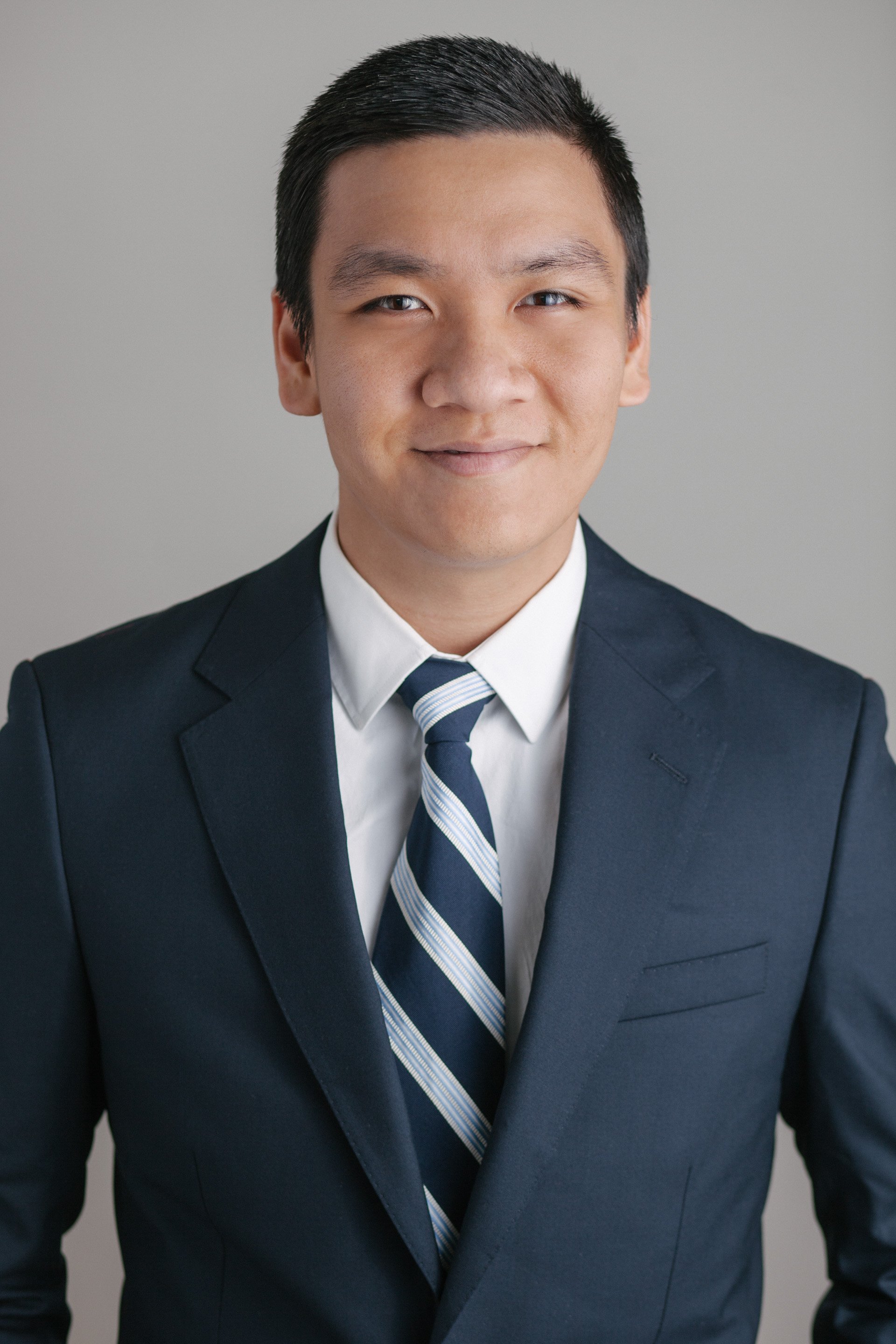 The Hundred Dollar Headshot® | Headshots for Everyone