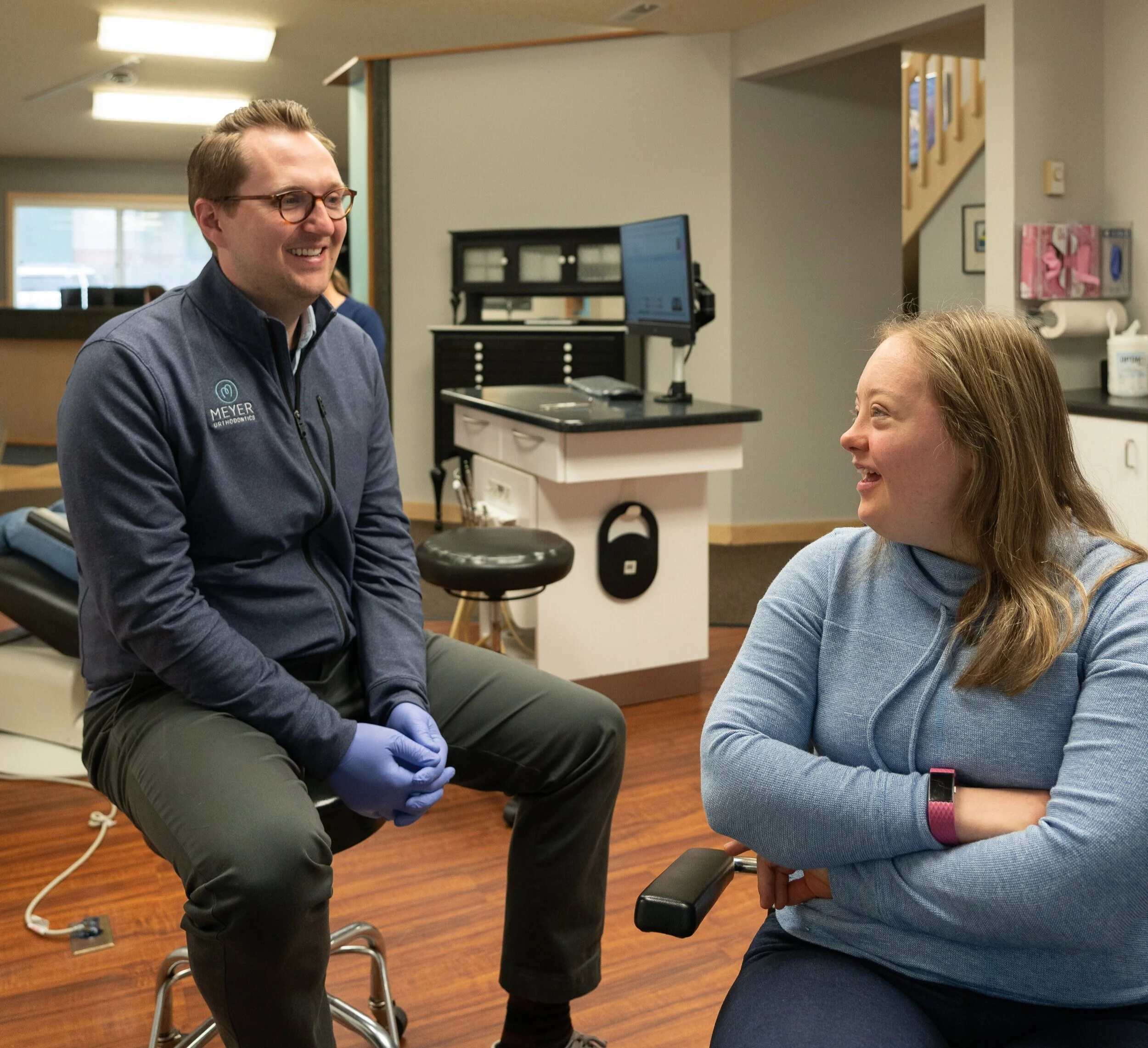 Schedule Free Exam-Meyer Orthodontics