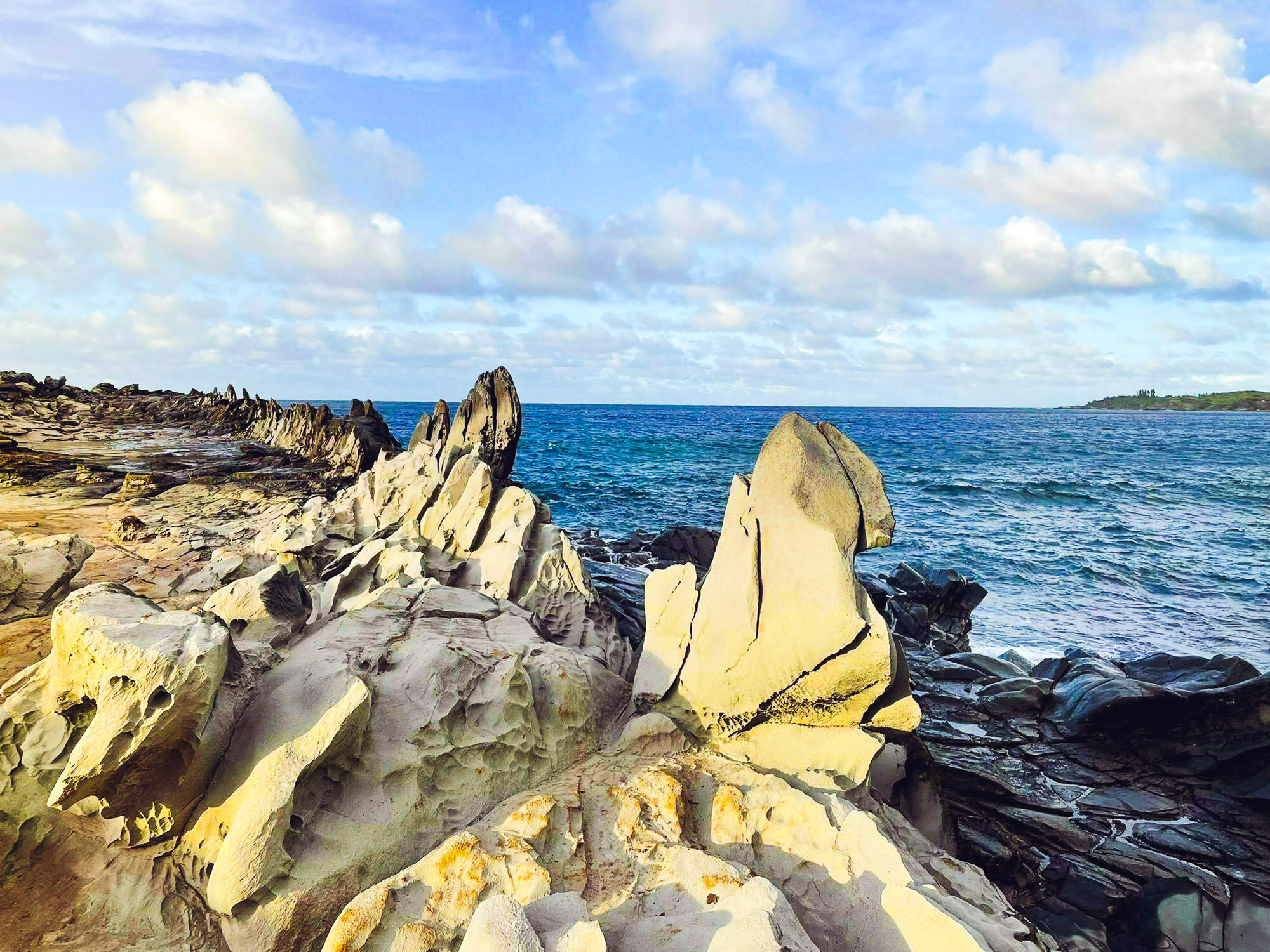 her wild wanderings — hiking & travel blog