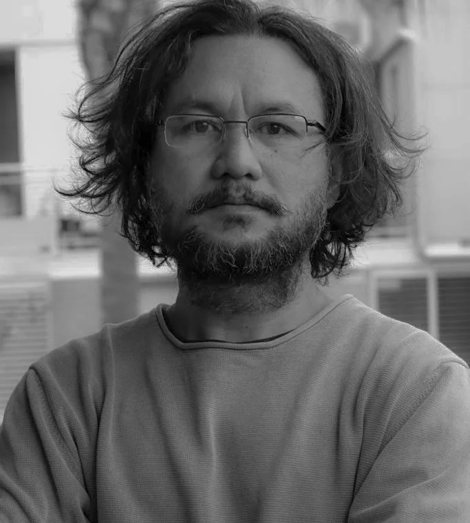 About — RONI BINTANG