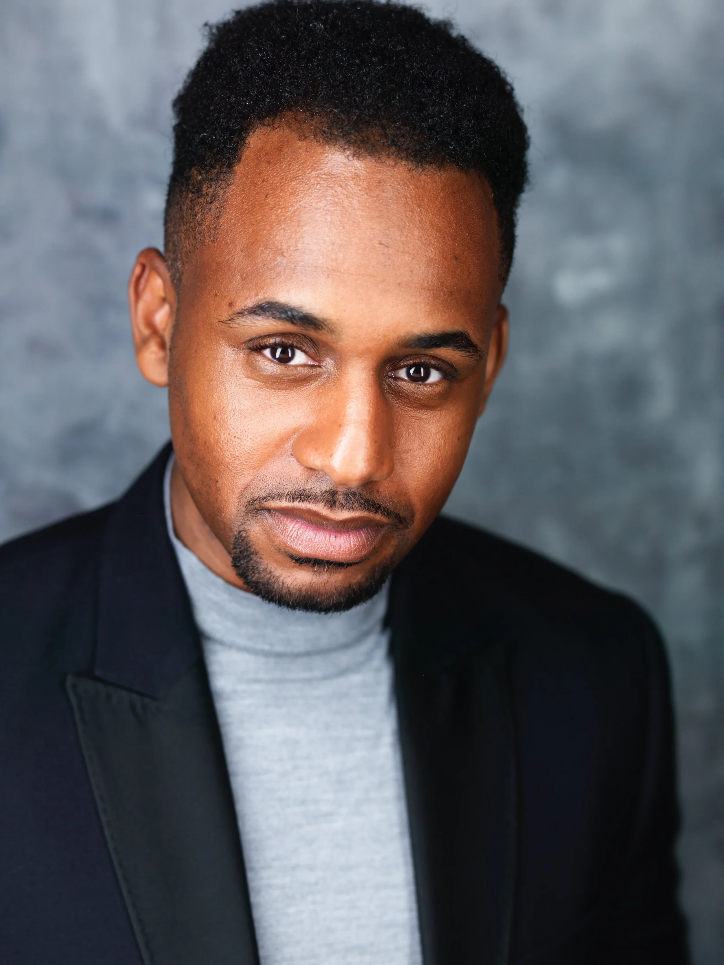Headshots — Jerry Hyppolite