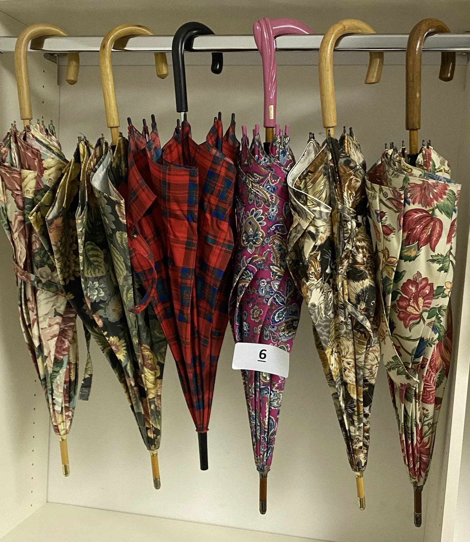 THE BEVERLY WALKER TRUST AUCTION *Extended* — Muncy & Associates