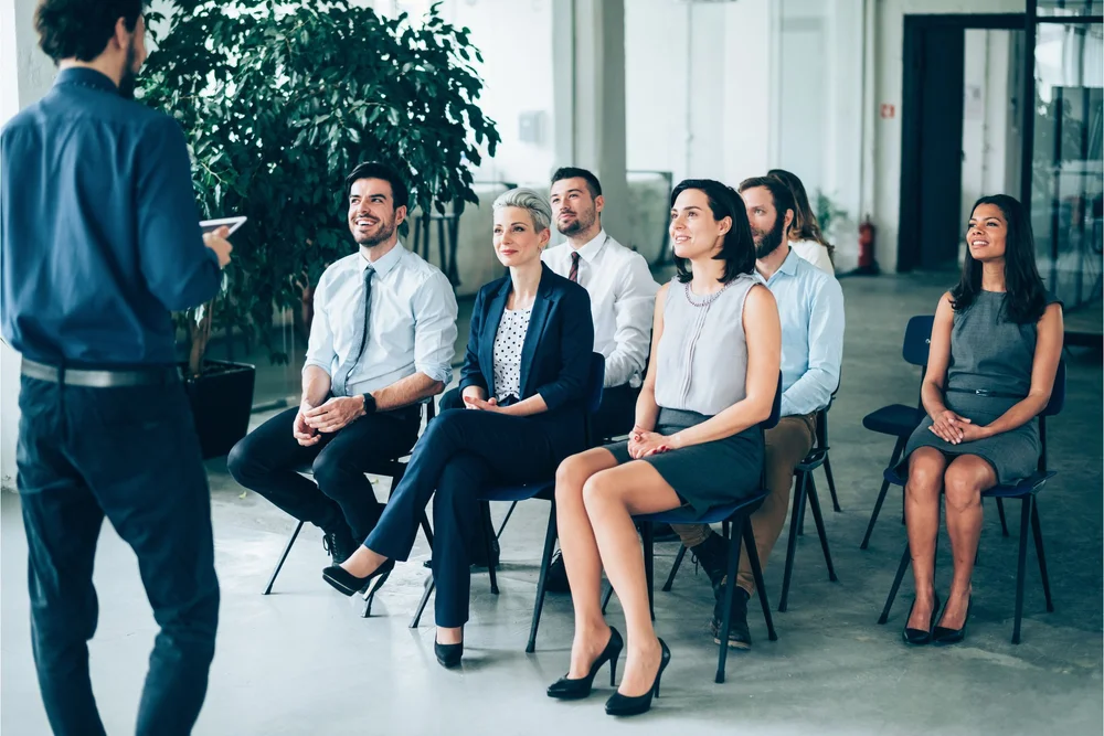 Leadership Change Announcement Email: Tips & Examples — Next Level Coaching