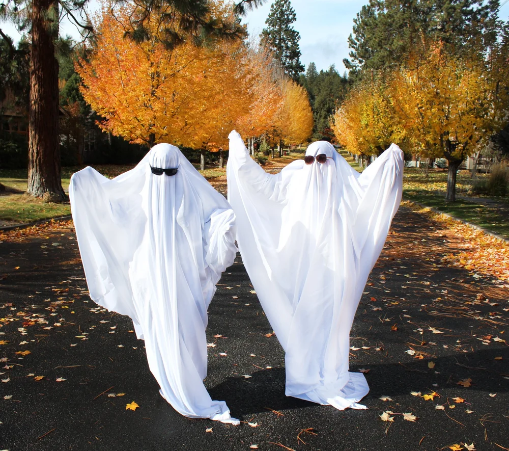 YOUR SPIRIT GUIDES — BEND GHOST TOURS