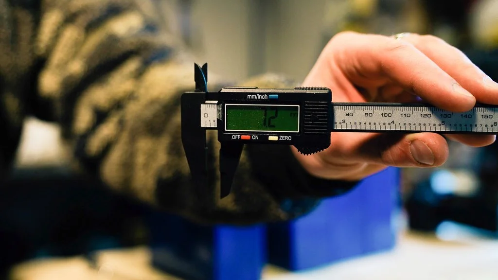 How to fix a stripped terminal on a LiFePO4 battery cell — Offgrid ...
