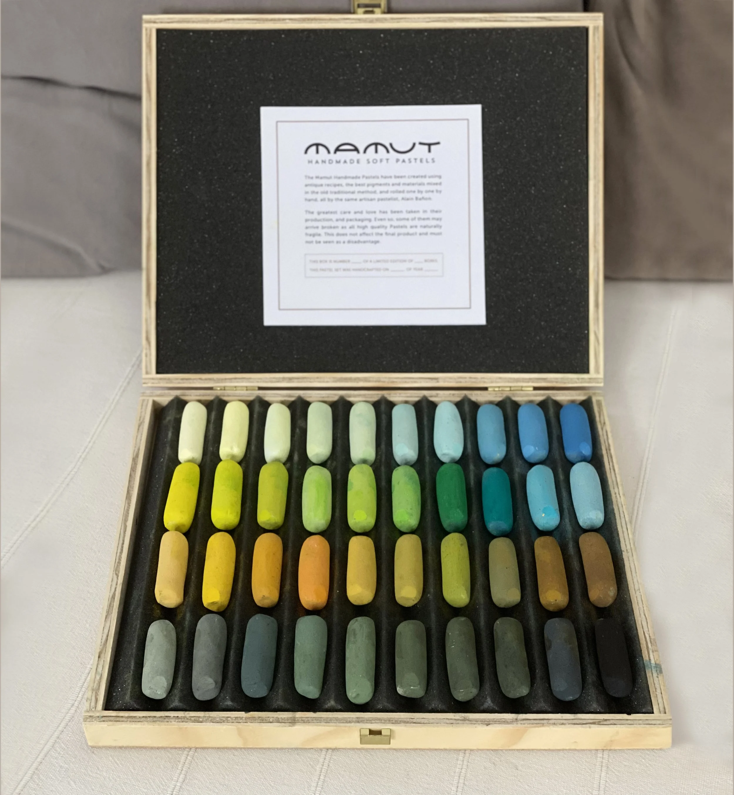 Mamut soft pastel sets, a selection of handmade soft pastels by Mamut ...