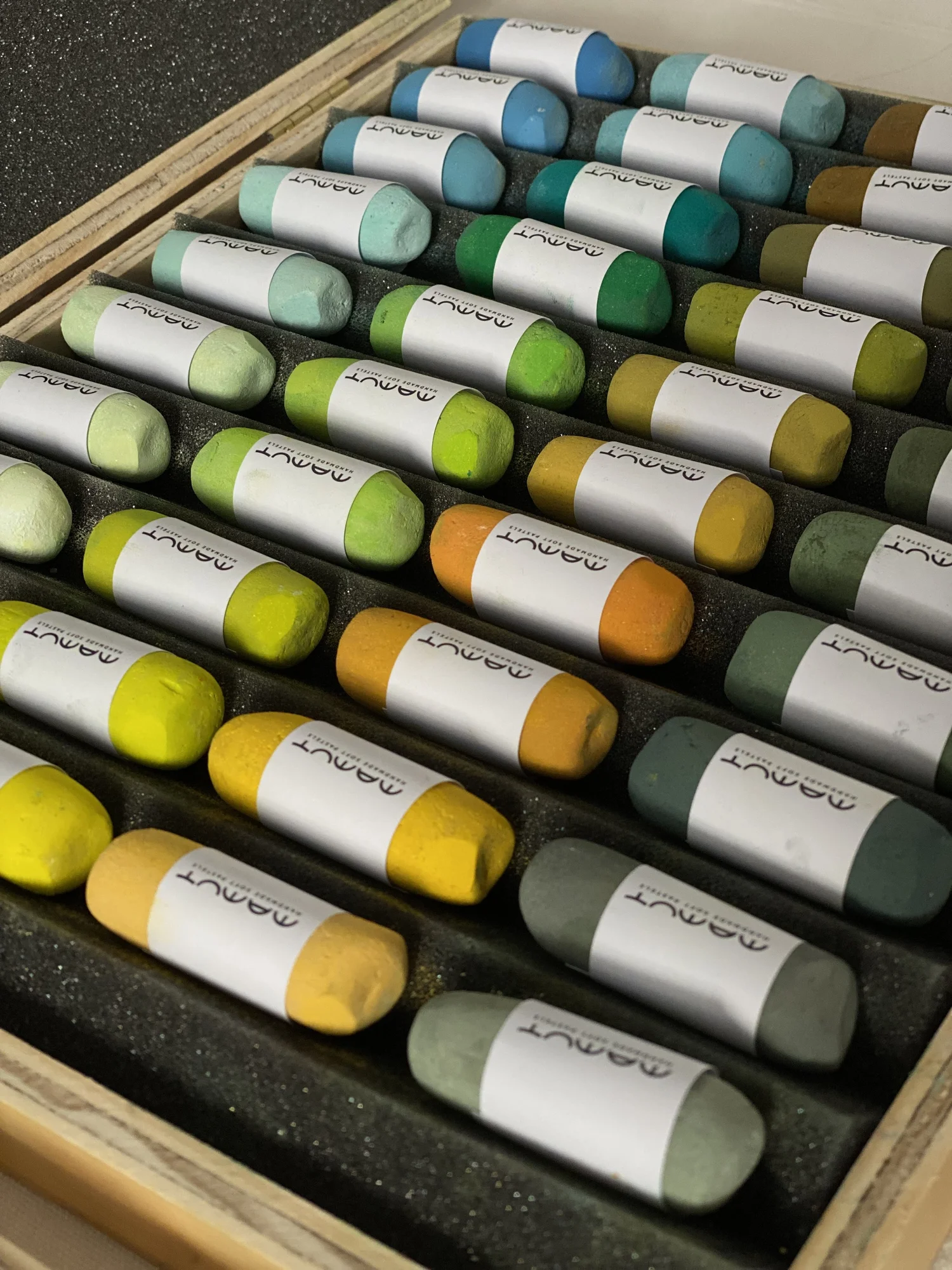 Mamut soft pastel sets, a selection of handmade soft pastels by Mamut ...