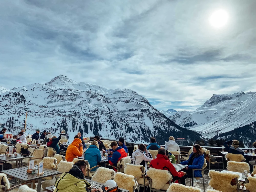 THE COMPLETE GUIDE TO SKIING IN LECH, AUSTRIA — Navager | Your ...