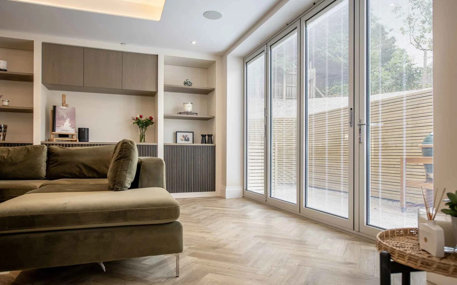 Integral Blinds | Stylish, Low-Maintenance Light & Privacy Control ...