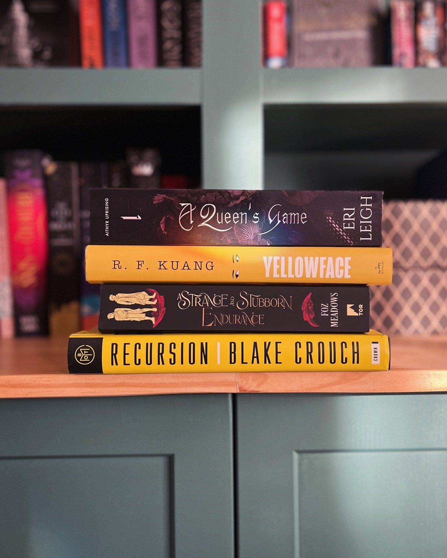 Eri Leigh Fantasy Author | A Queen's Game