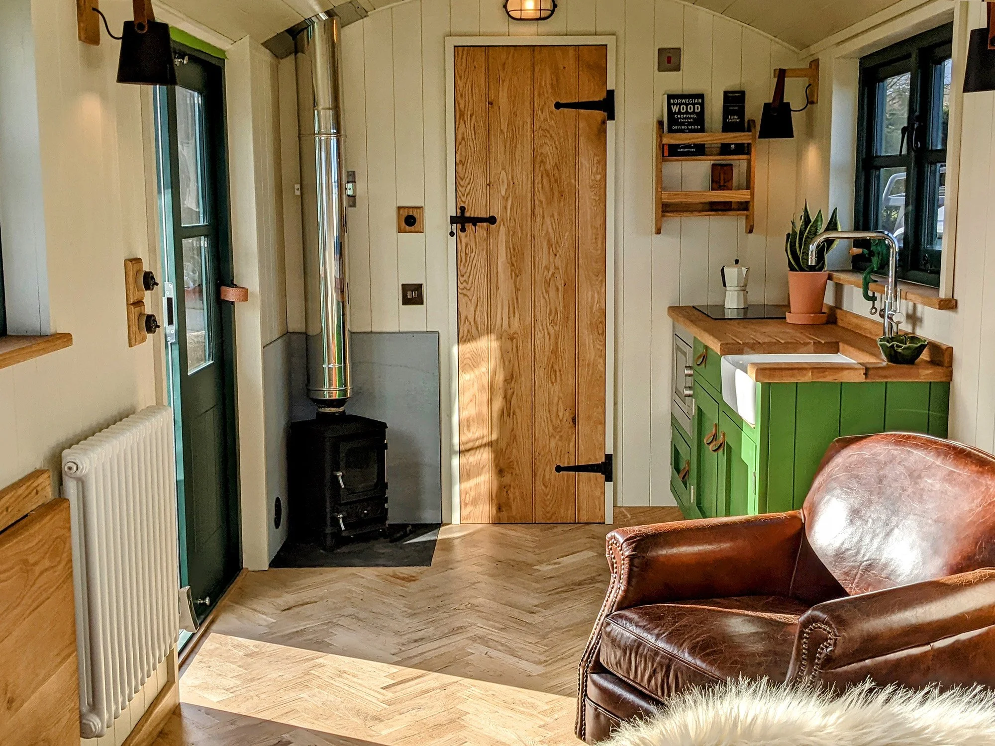 Custom Built, Traditional and Classic Handcrafted Shepherds’ Hut in ...