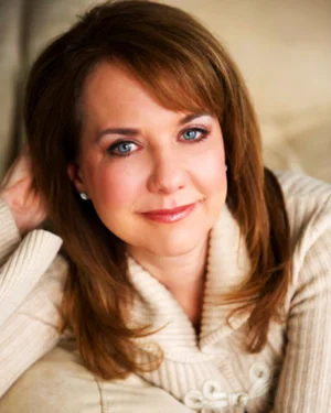 Fundraising & Marketing Expert for Nonprofits & Businesses - Linda Handley