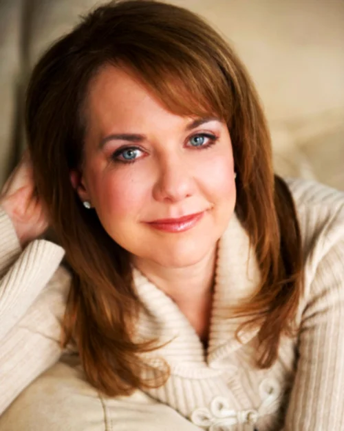 Fundraising & Marketing Expert for Nonprofits & Businesses - Linda Handley