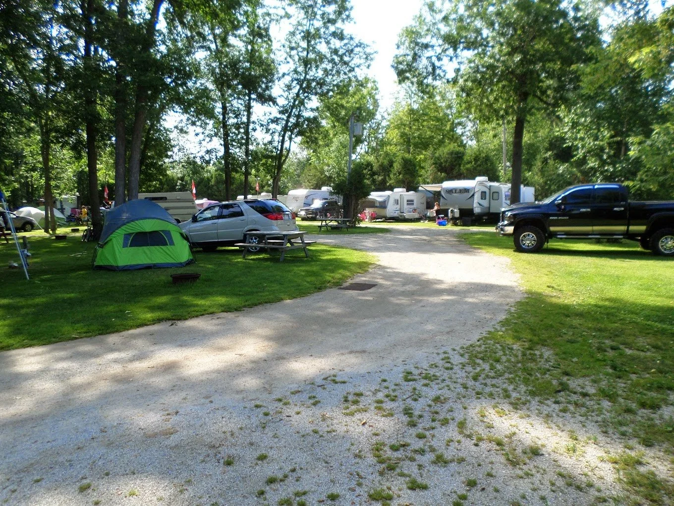 Seasonal Sites — Roots RV Resorts