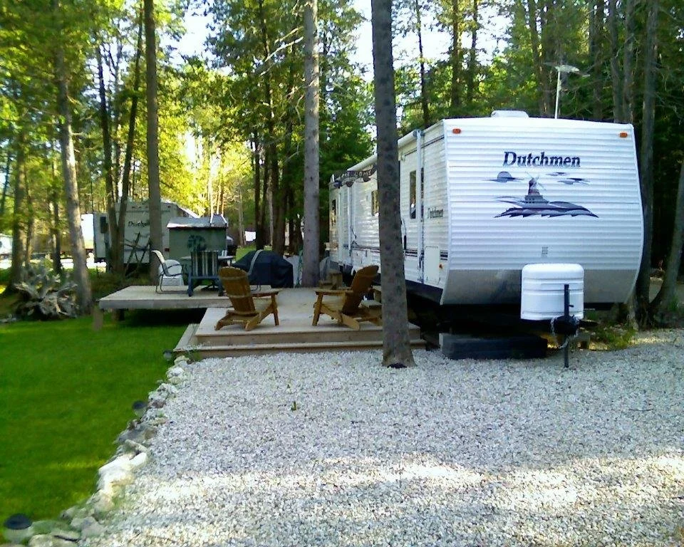 Amazing Rocky Park — Roots RV Resorts