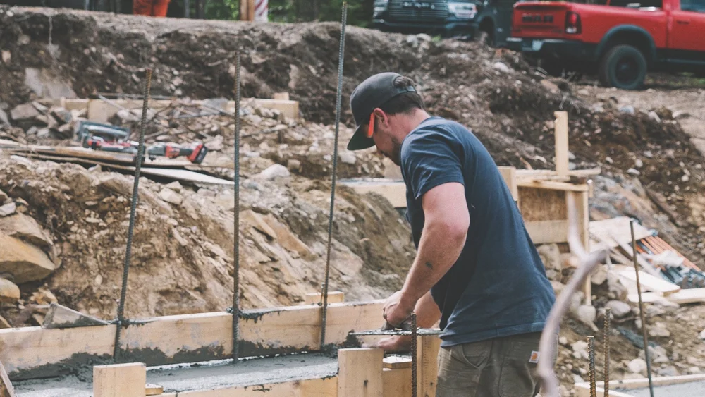 The Projects — Menelaws Contracting Corp.