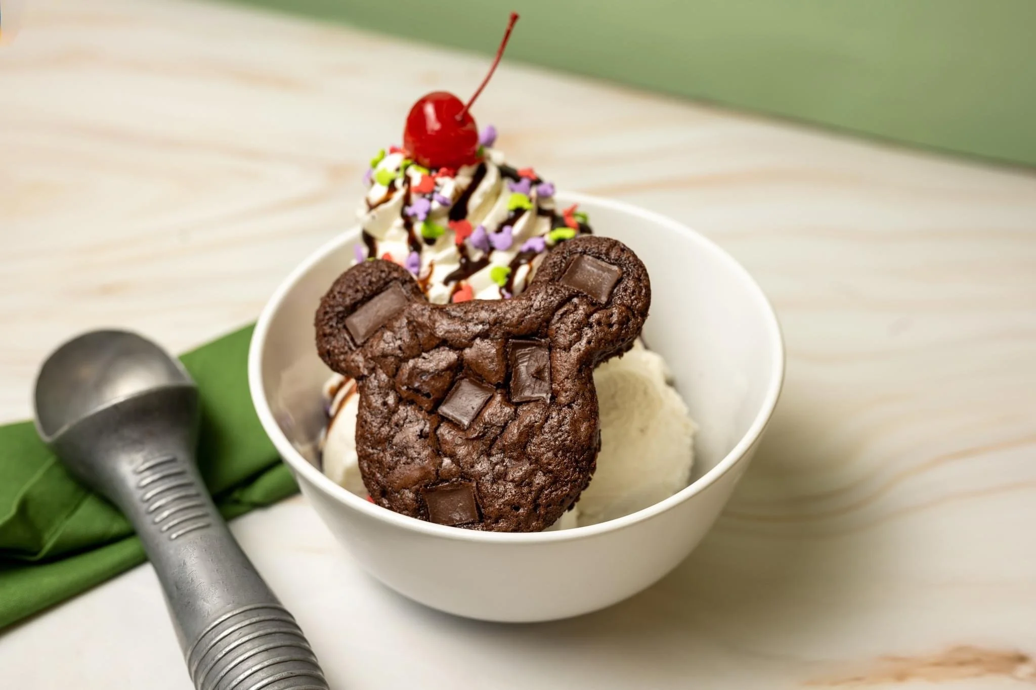 Disneyland Food Mickey