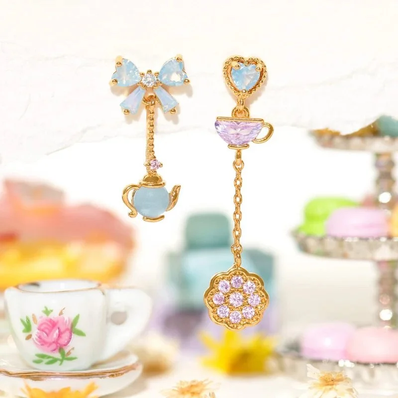 Disney x Girls Crew Alice in Wonderland Collection — EXTRA MAGIC MINUTES