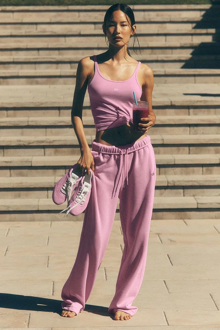 New Alo Yoga Candy Heart Pink Collection - Winter 2026 — EXTRA MAGIC ...
