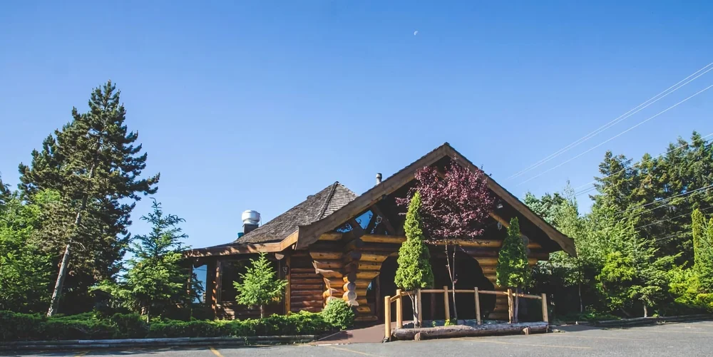 Kalvas The Loghouse Restaurant Parksville