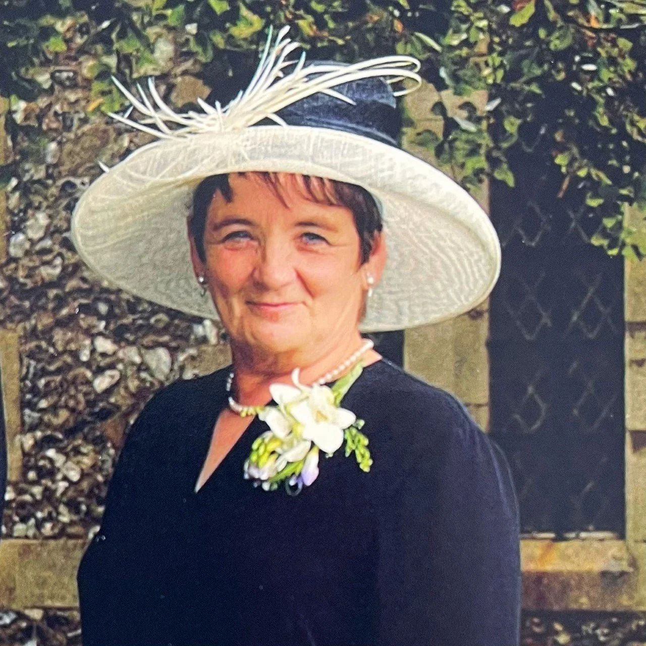 Family Notices — Tom Ross and Sons Funeral Directors