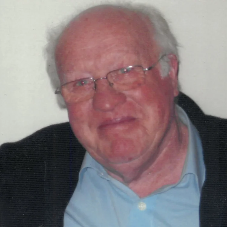 Family Notices — Tom Ross and Sons Funeral Directors
