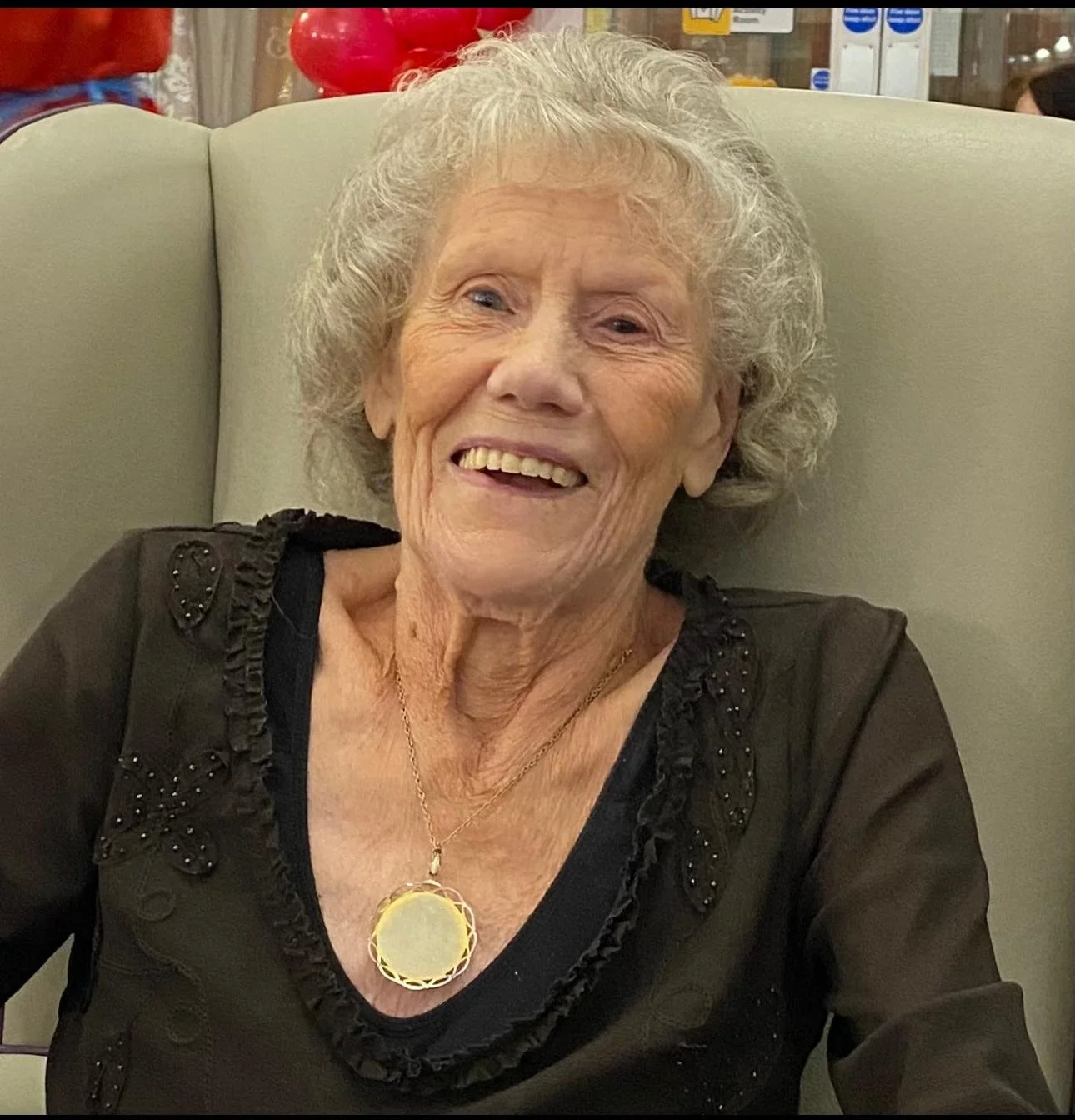 Family Notices — Tom Ross and Sons Funeral Directors