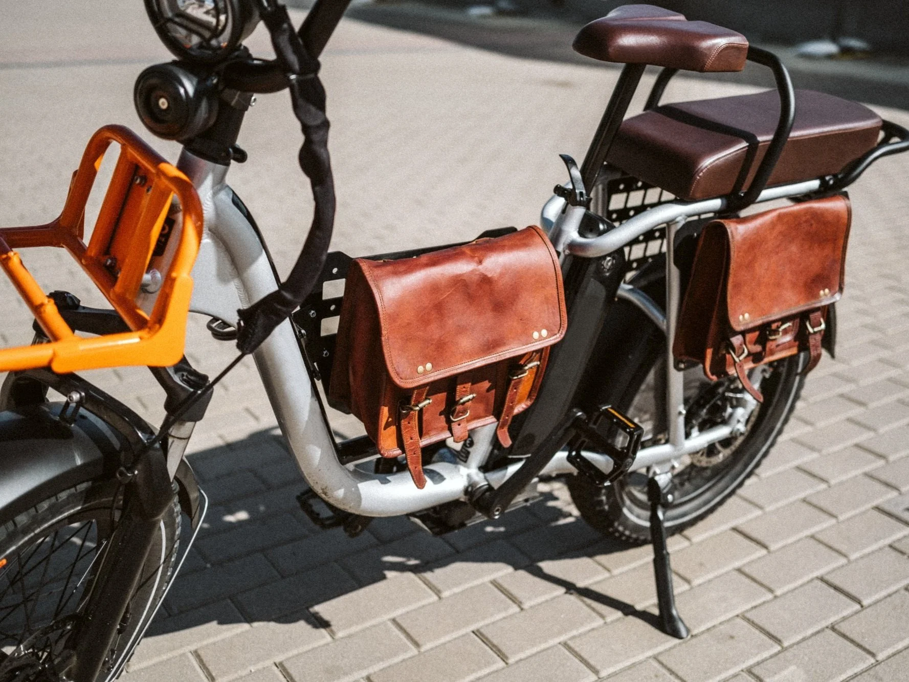 RadRunner Compatible Pannier Plates — Throwback Bikes