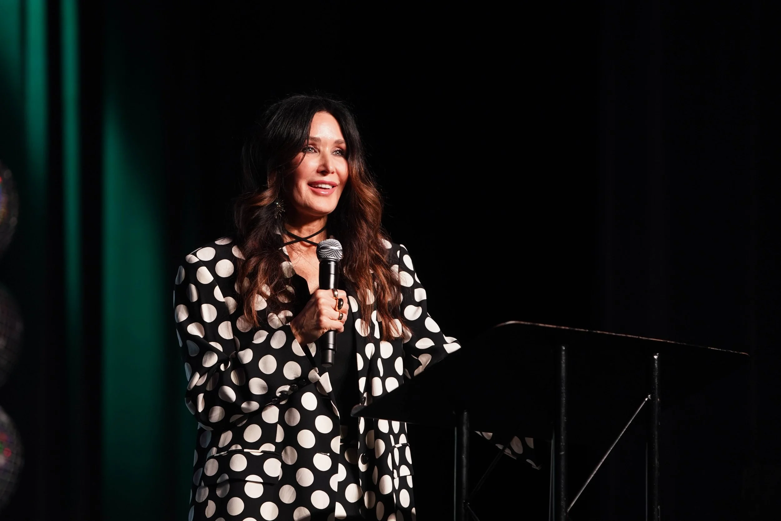 Hope Coach APRIL OSTEEN SIMONS