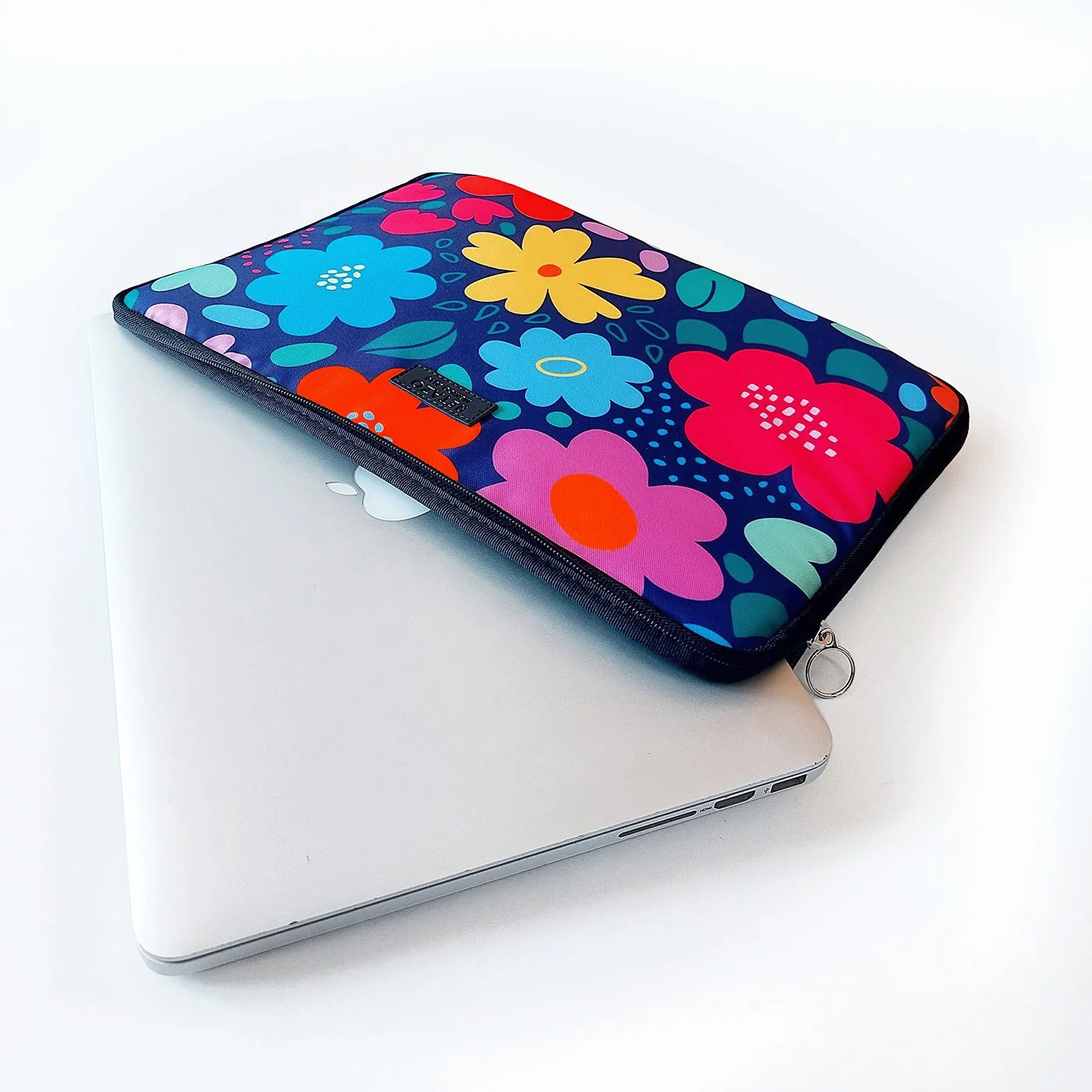 Estuche porta laptop bloom de 13 pulgadas de Retazo — V E R D E S E C O