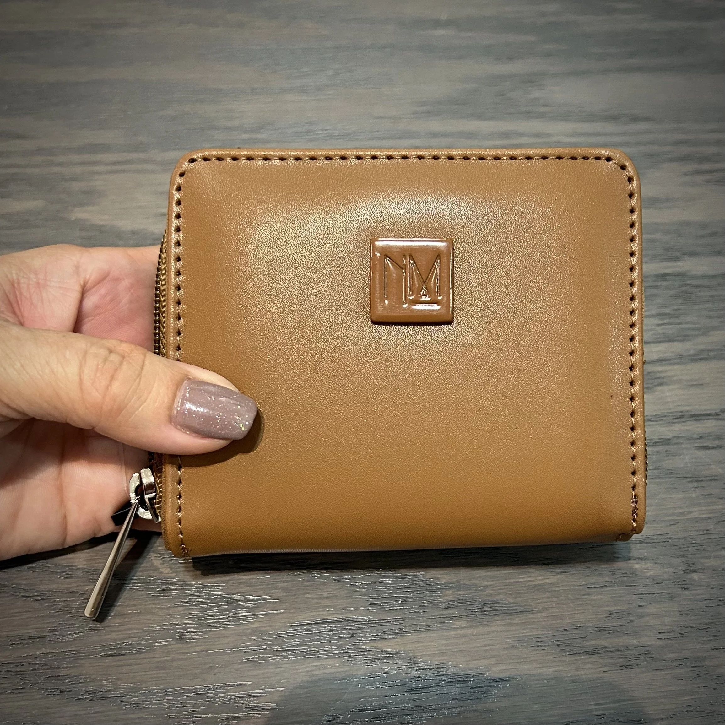 Cartera de piel café de Llompart — V E R D E S E C O