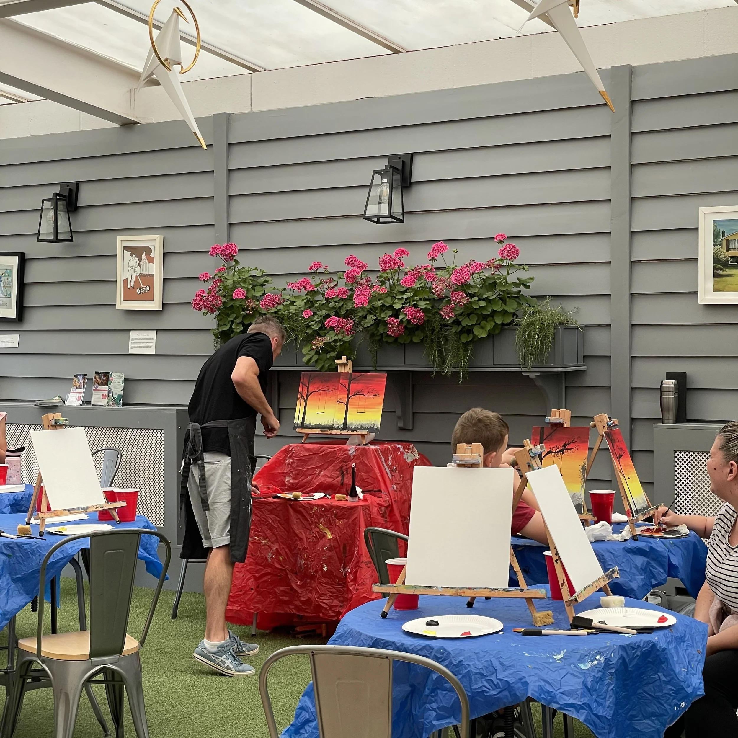 Children's Halloween Paint-along Workshop | Leonardslee Gardens