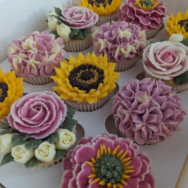 Cupcake Decorating Workshops | Leonardslee Gardens