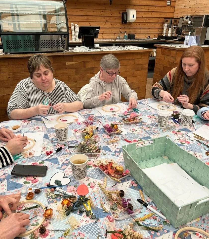 Everlasting Floral Hoop Workshop | Leonardslee Gardens