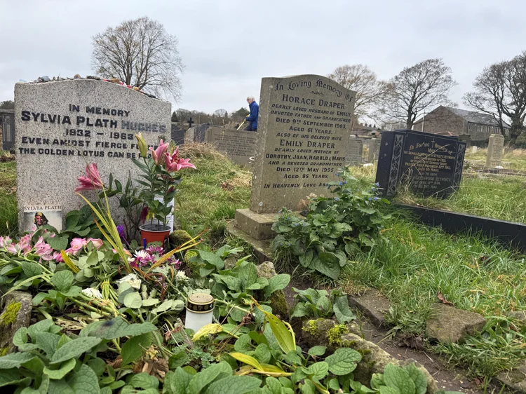 HARDCASTLE CRAGS, HEBDEN BRIDGE — Getlost with Gab 🌿