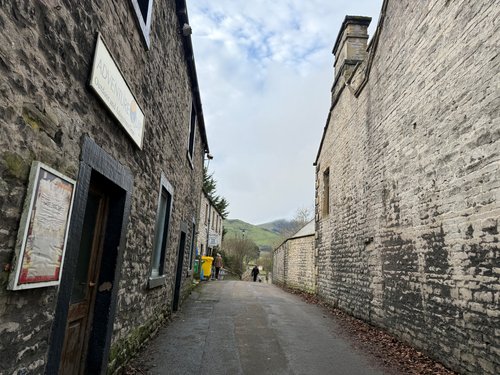 EASY WALK IN CASTLETON: CAVE DALE — Getlost with Gab 🌿