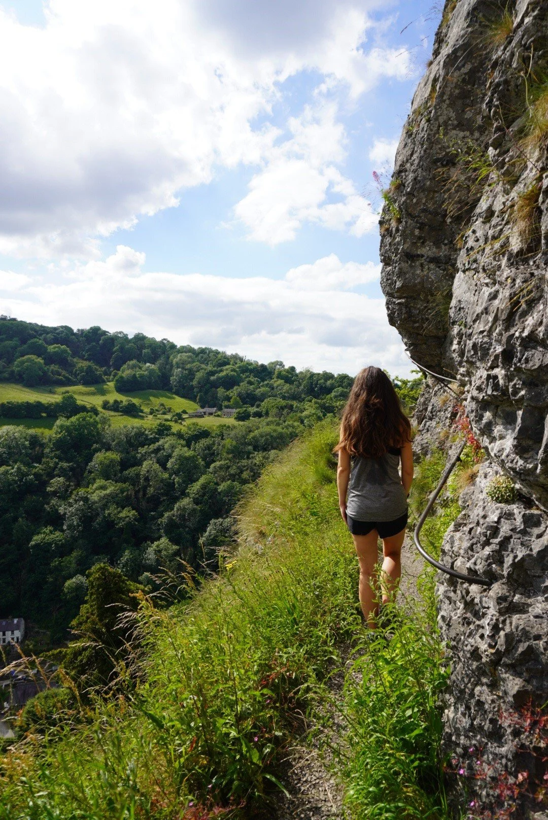 Giddy Edge Circular Walk, Matlock — walks by train — Getlost with Gab 🌿
