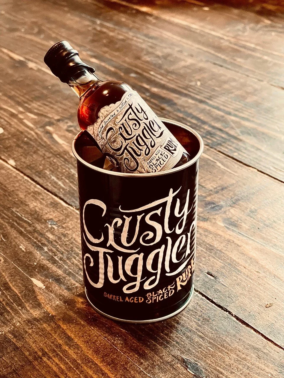 Crusty Juggler: Barrel Aged Black Spiced Rum from Cornwall