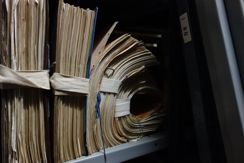 Storage Enclosures for Paper Archives — Archives & Records Association