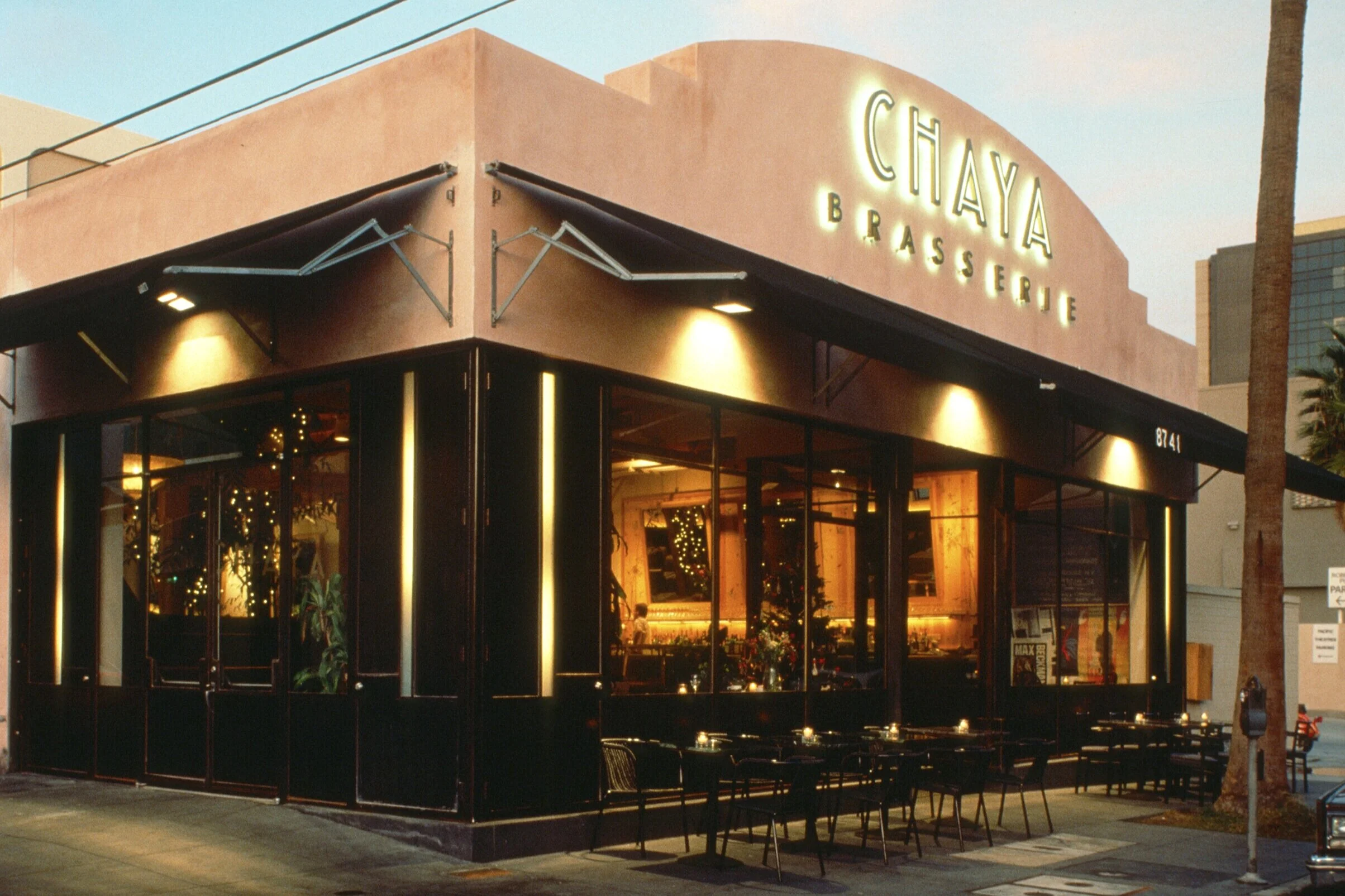 CHAYA BRASSERIE RESTAURANT — JEFFREY DANIELS ARCHITECTS