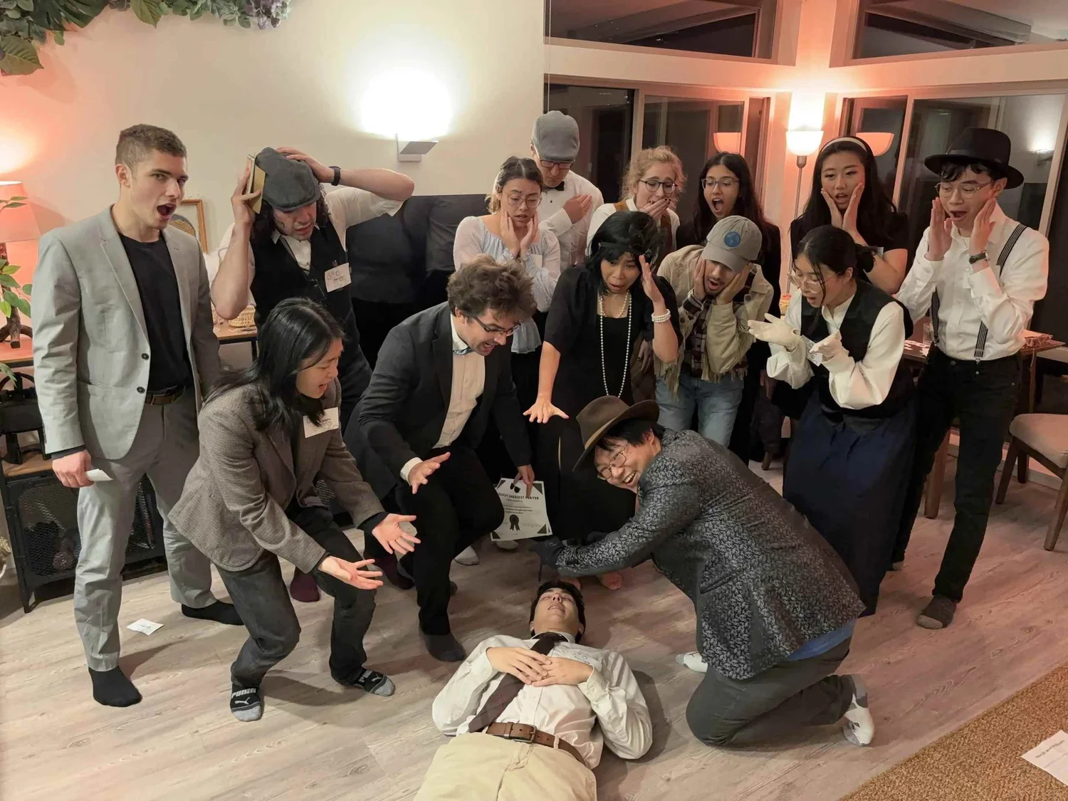 How to Play a Murder Mystery Party Game: Tips and Tricks for First-Time ...