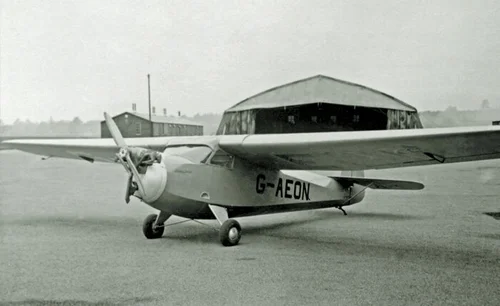 HURRICANE BIPLANE — Vintage Wings of Canada