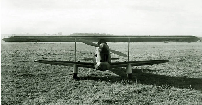 HURRICANE BIPLANE — Vintage Wings of Canada