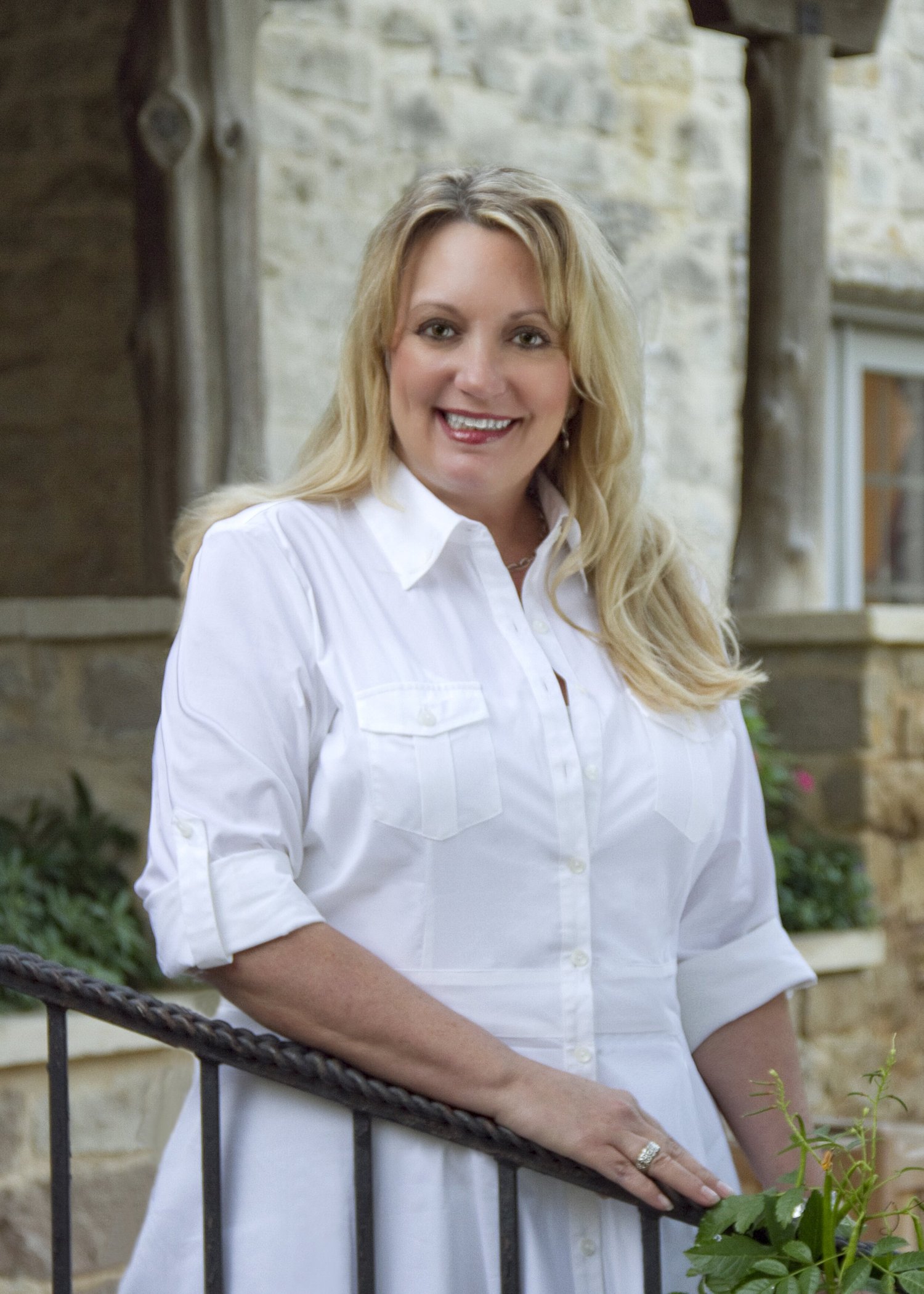 Lisa Schneider, M.D., F.A.C.O.G. — Hill Country OB/GYN Associates