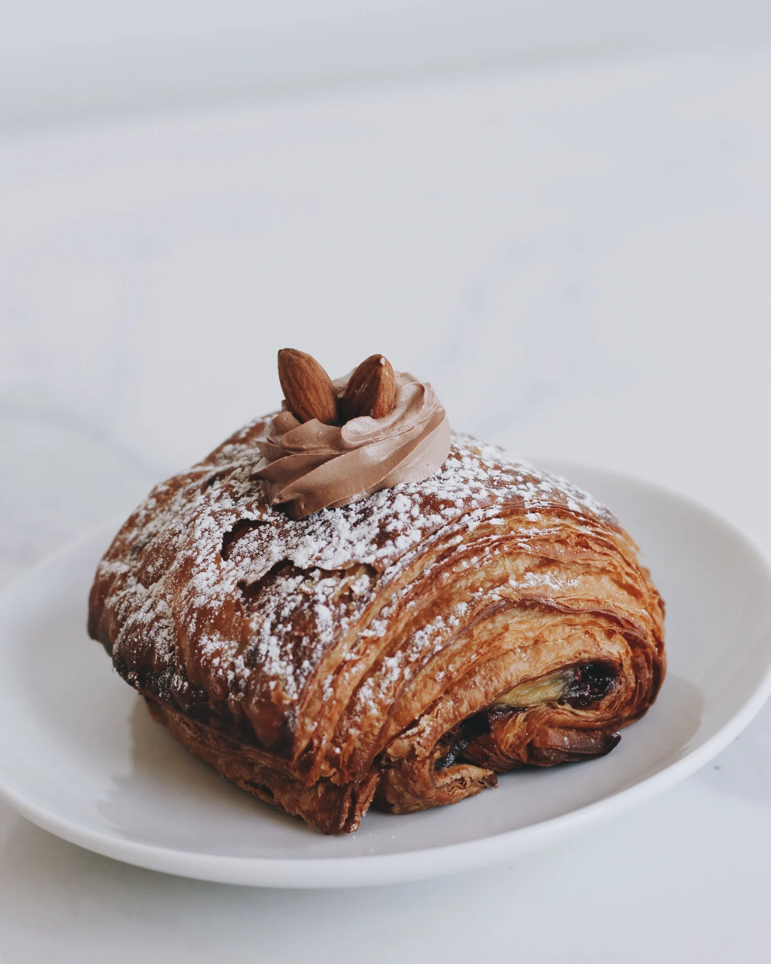 DOZEN BAKERY